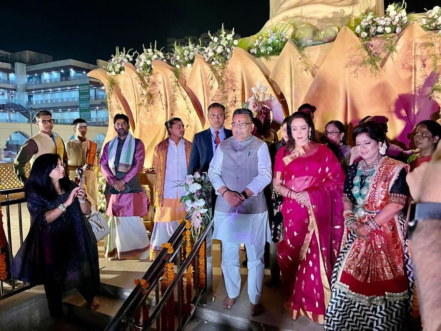 The country's tallest 108 feet Sri Krishna statue unveiled in Gaur ...