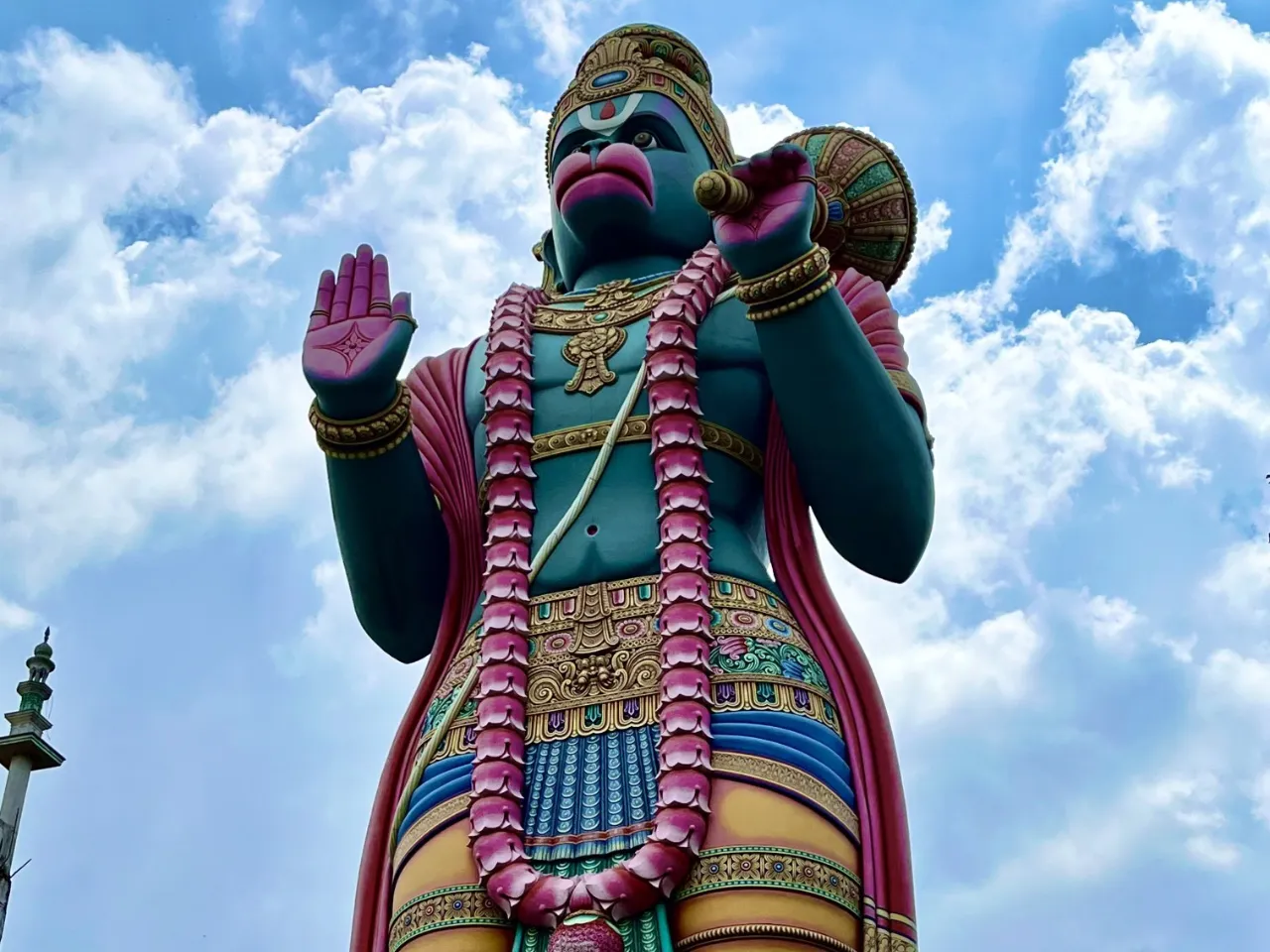 Eyes on the sky with these tallest Hanuman statues in India!