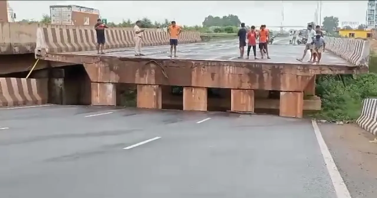 Bridge on NH-16 in Odisha's Jajpur caves in; vehicular movement hit