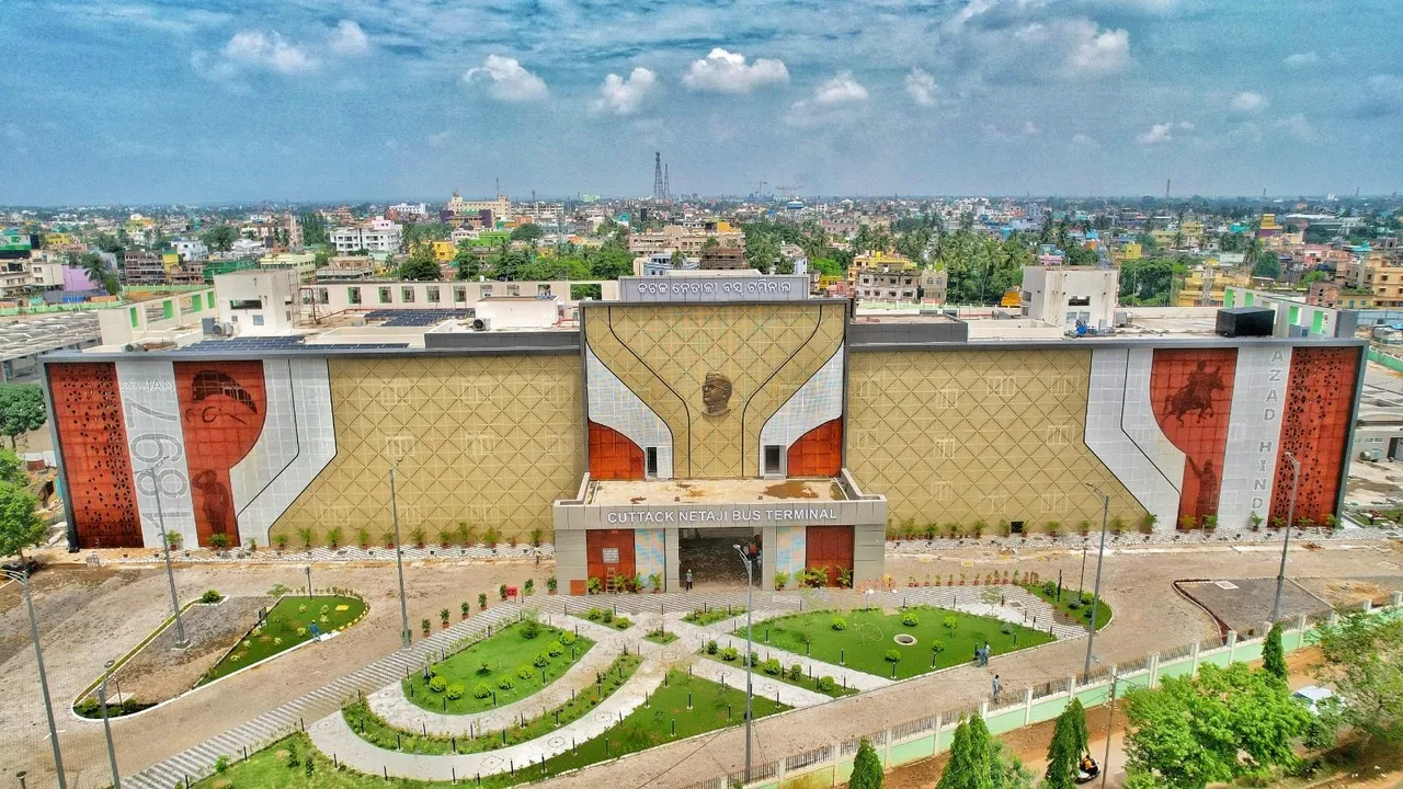 Odisha CM inaugurates Netaji Bus Terminal in Cuttack