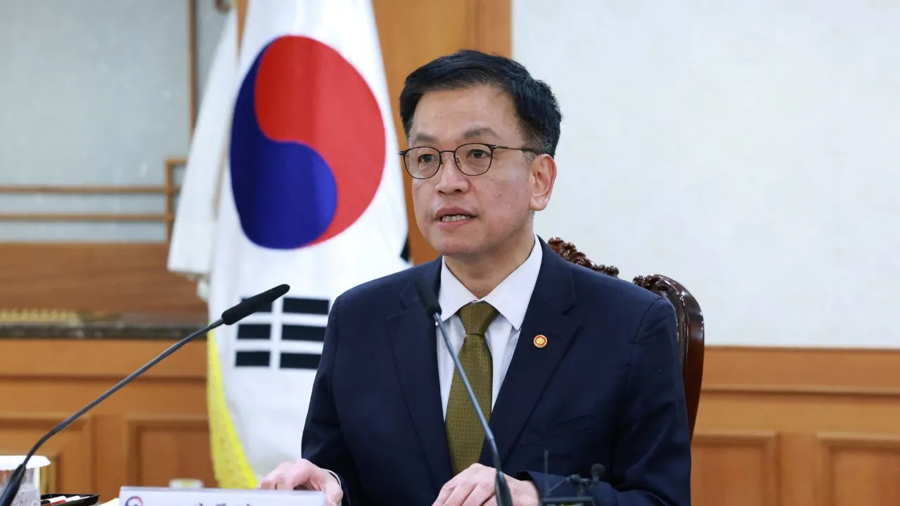 Meet Choi Sang-mok, S Korea's new acting president who vows to overcome political turmoil