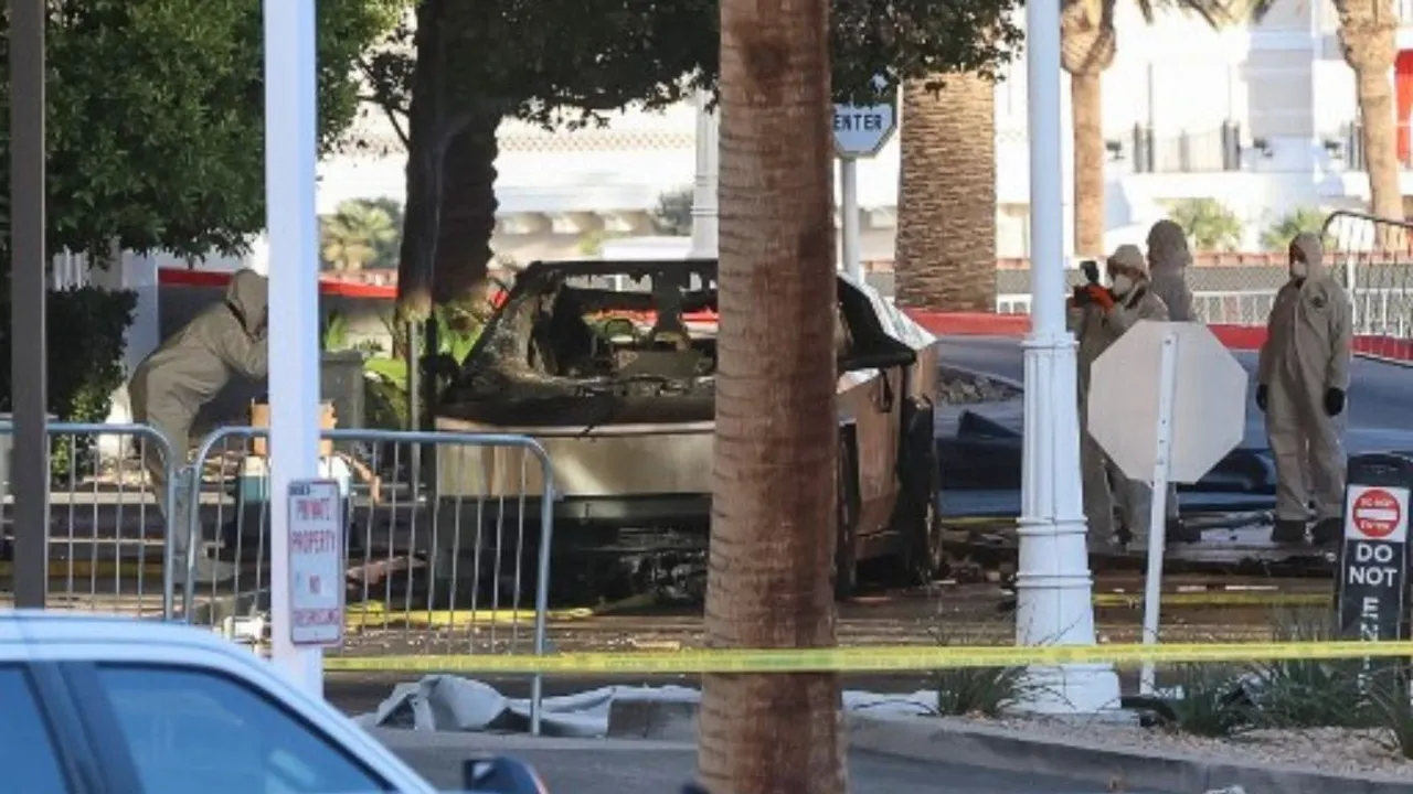 Tesla Cybertruck explodes outside Trump hotel in Las Vegas, incident ...