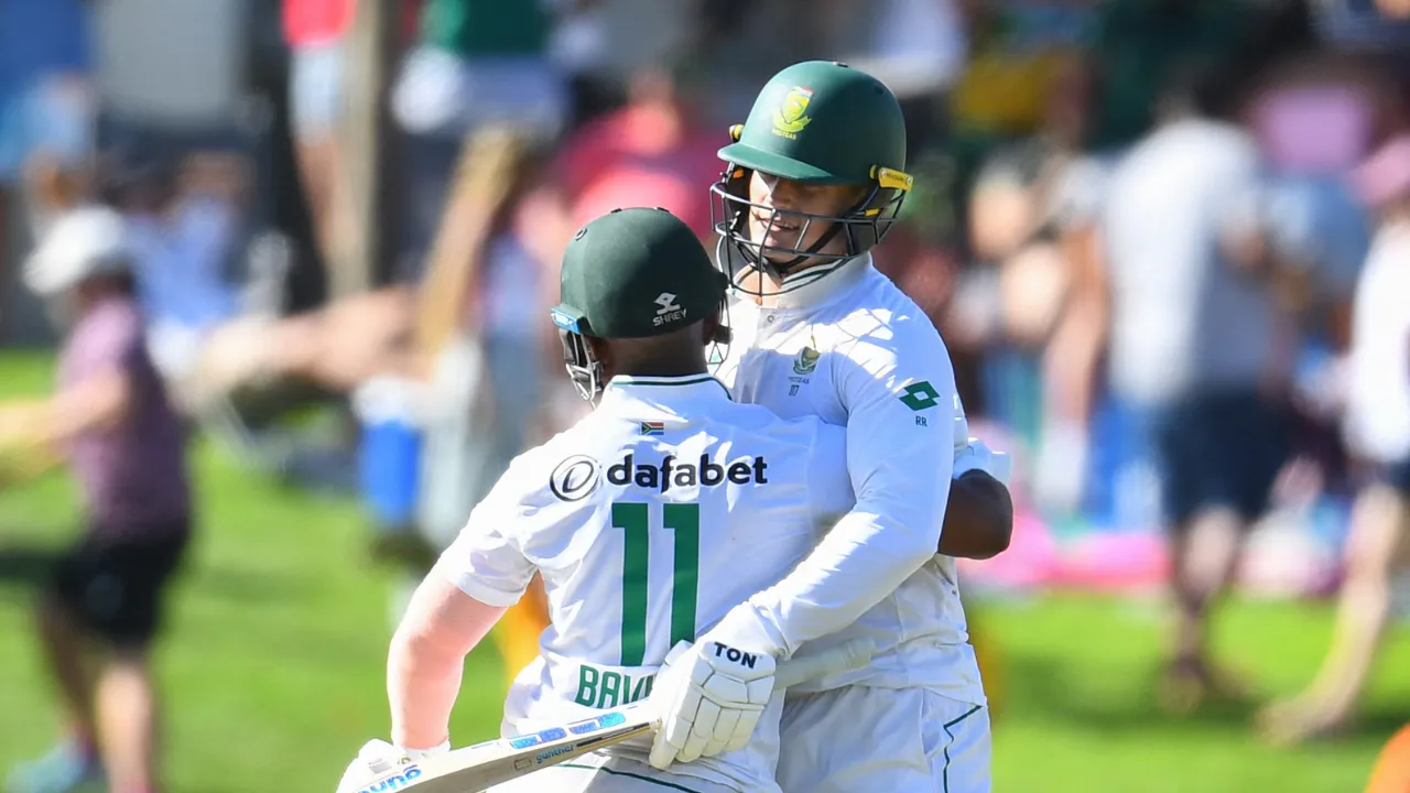 SA vs PAK: Ryan Rickelton, Temba Bavuma tons put South Africa in strong ...