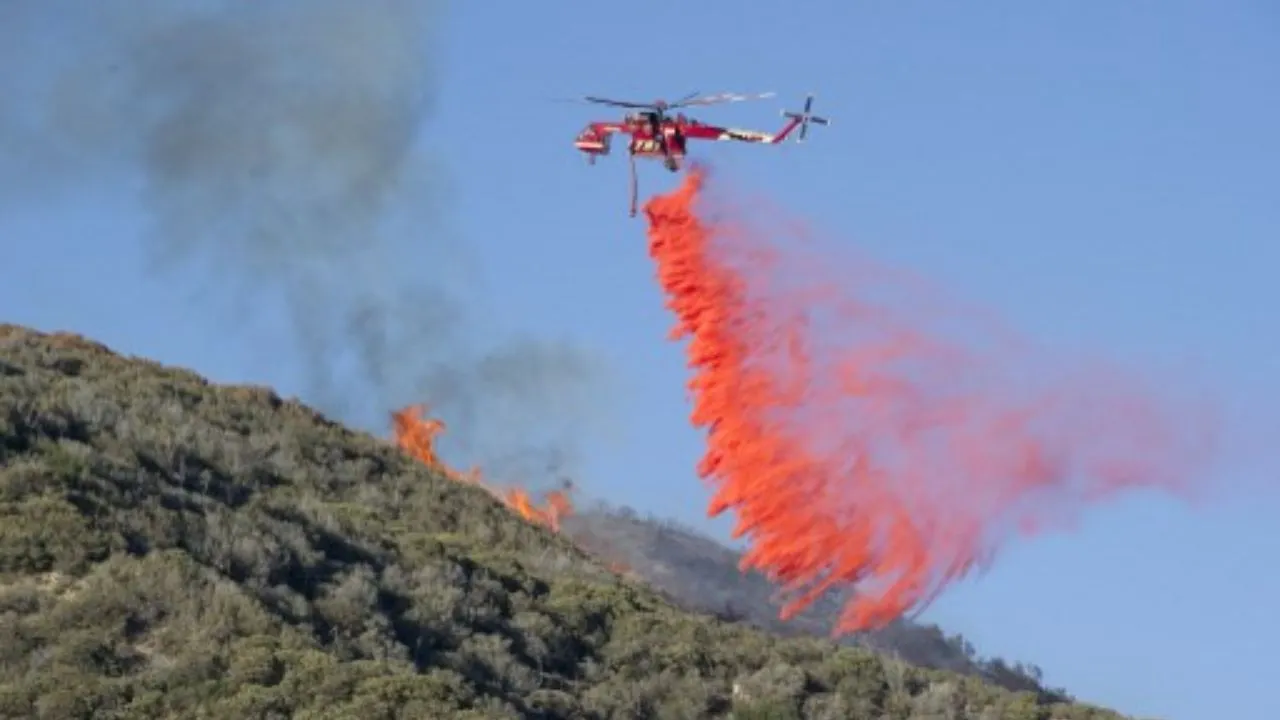 LA wildfires: What is pink coloured powder used by firefighters to ...