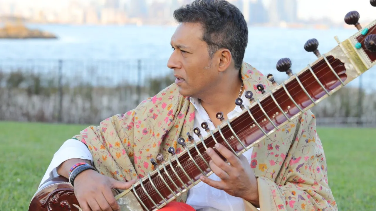 Republic Day 2025: Sitar maestro Hidayat Husain Khan commemorates with ...