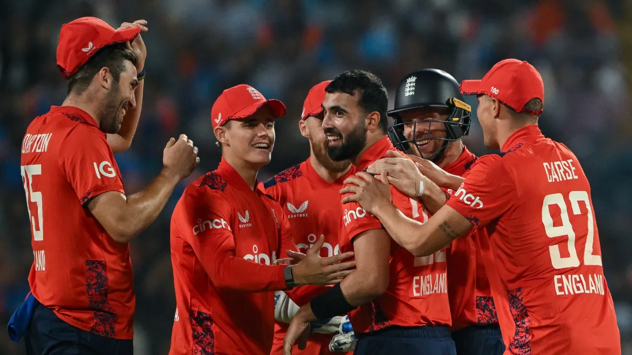 IND vs ENG: Saqib Mahmood runs riot with ball as English bowler scalps ...