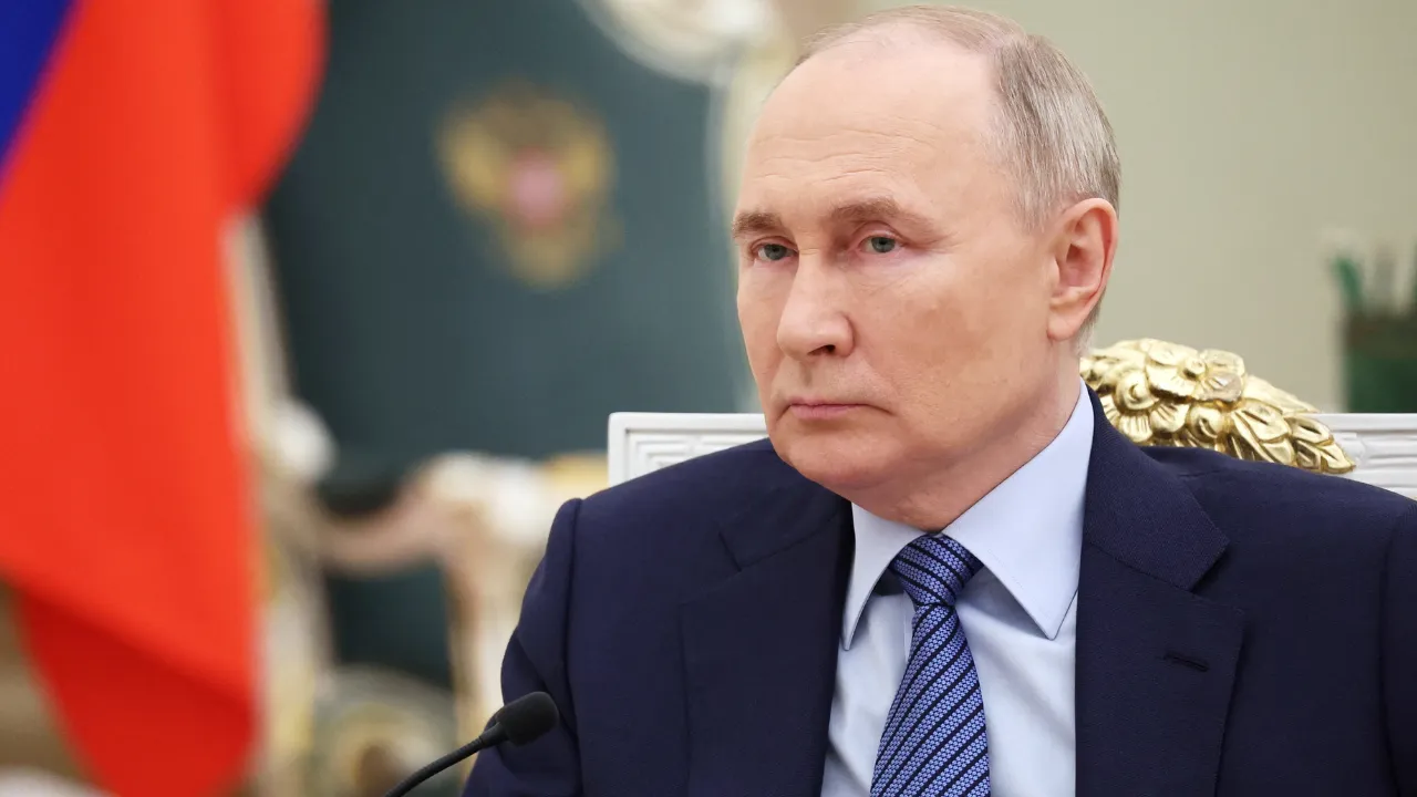 Vladimir Putin showing signs of 'mini-stroke,' claims his former ...