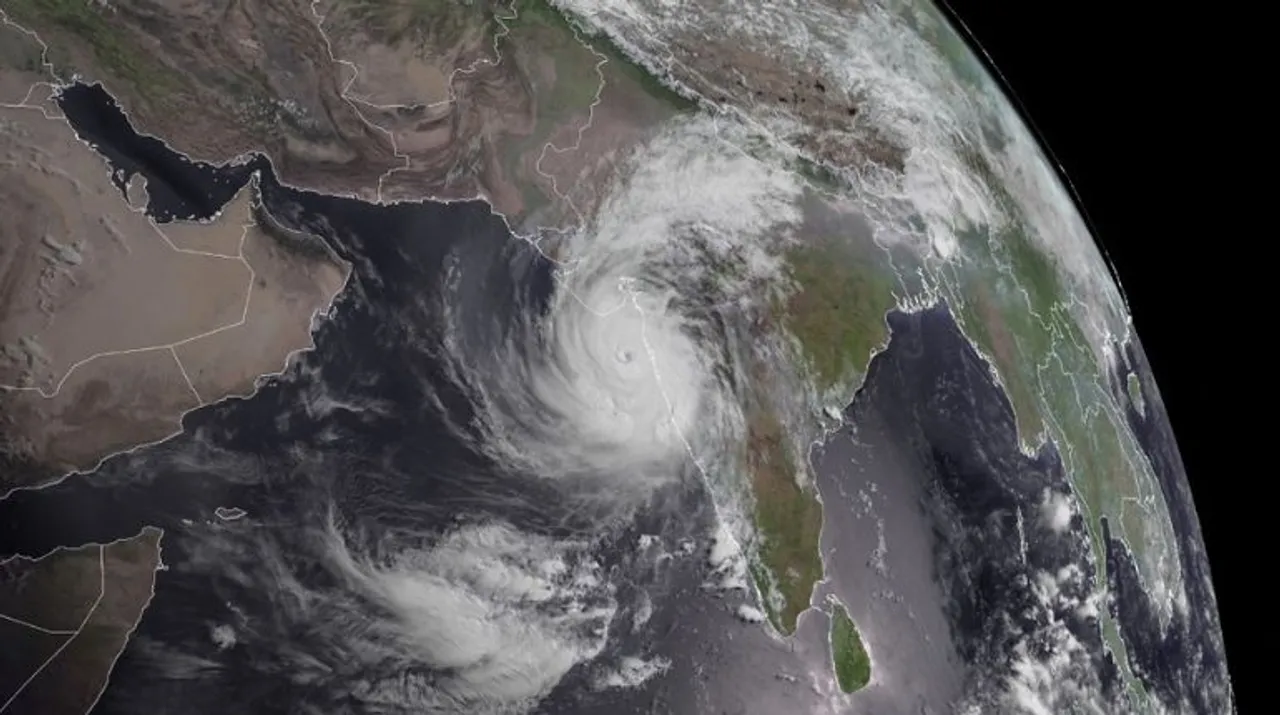Cyclone Tauktae: Six dead as powerful storm heads for India