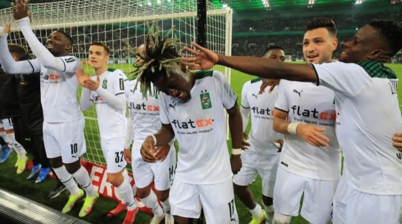German Cup: Borussia Moenchengladbach hammer Bayern Munich 5-0 to enter ...