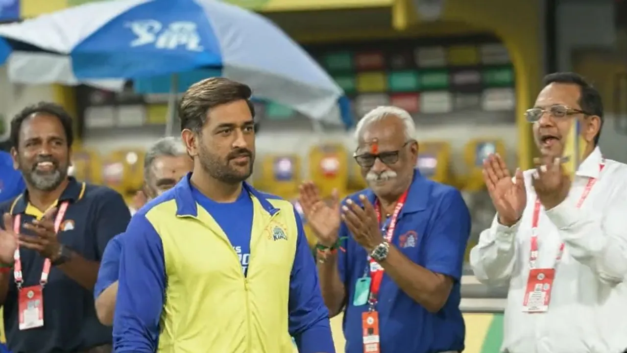 IPL 2023: MS Dhoni given special 'Guard of Honour' to mark 200th ...