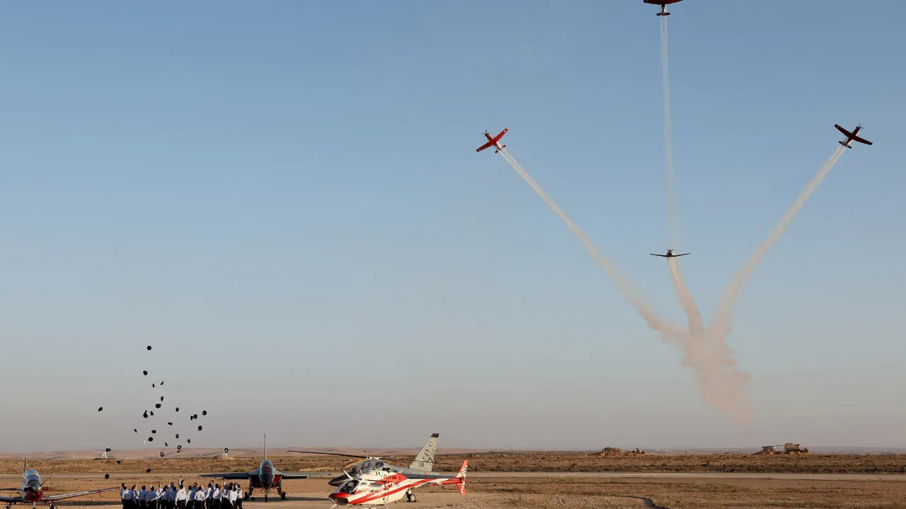 In pics | Israeli Air Force pilots celebrate graduation at eventful ...