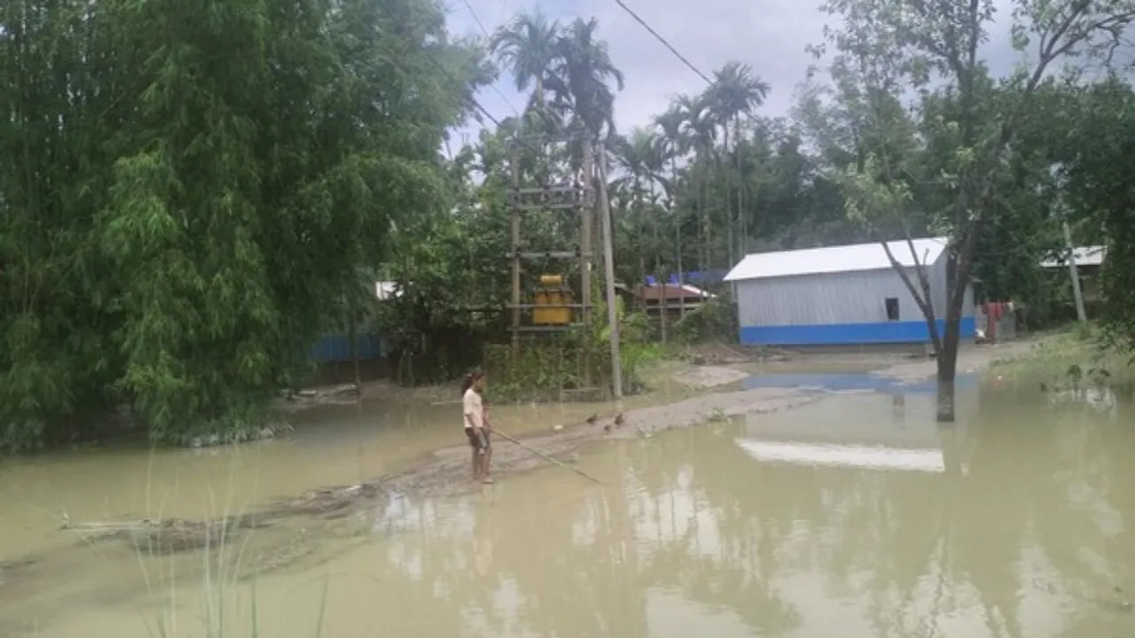 Intense rains cause floods in Assam, IMD issues red alert for north Bengal and Sikkim