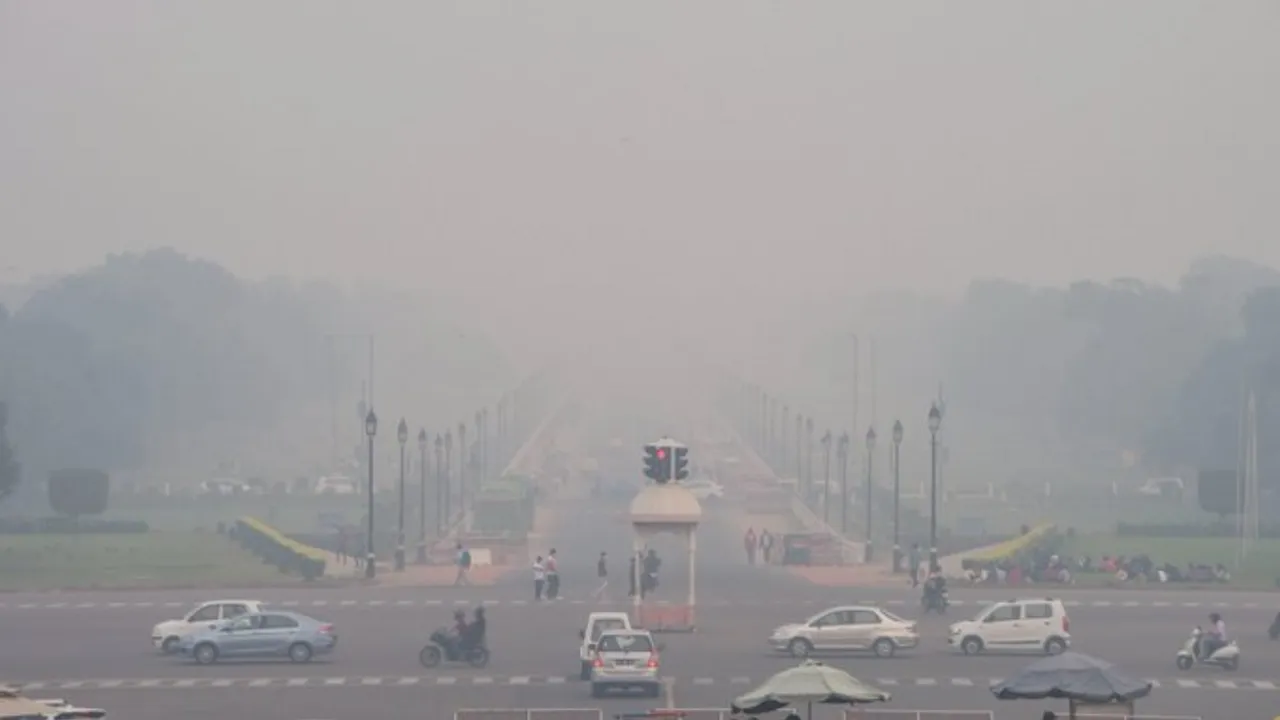 New Delhi: It's not entirely stubble burning. What else is fueling air ...