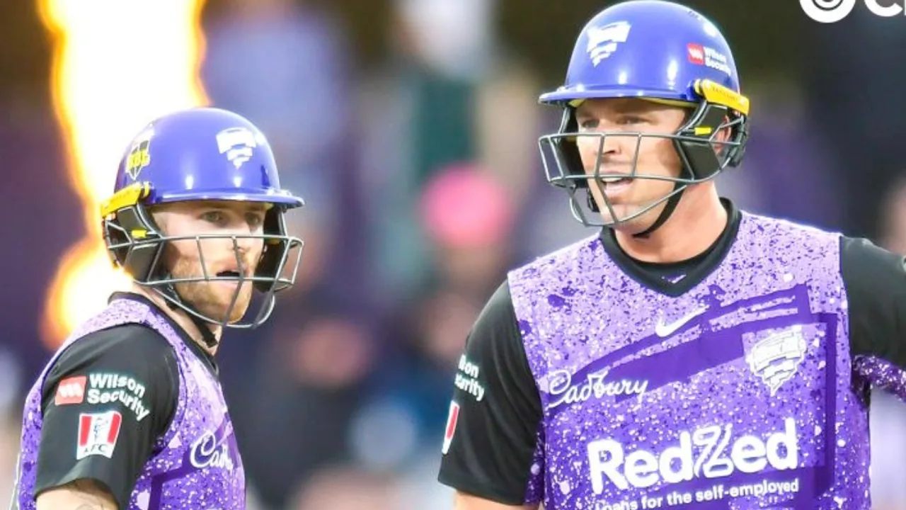 WATCH: Ball goes missing after Ben McDermott shot gets stuck in stadium ...