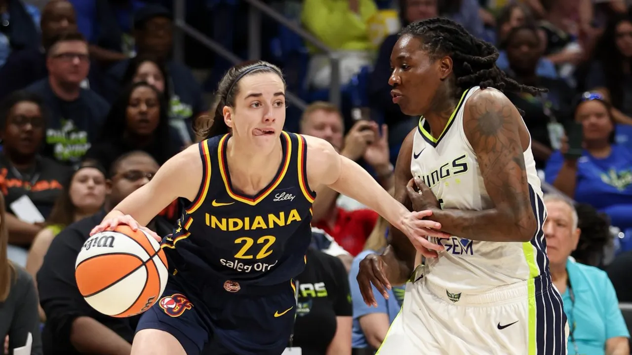 WNBA 2024: Caitlin Clark scores 20 points & 10 turnovers on debut, Fever lose to Sun