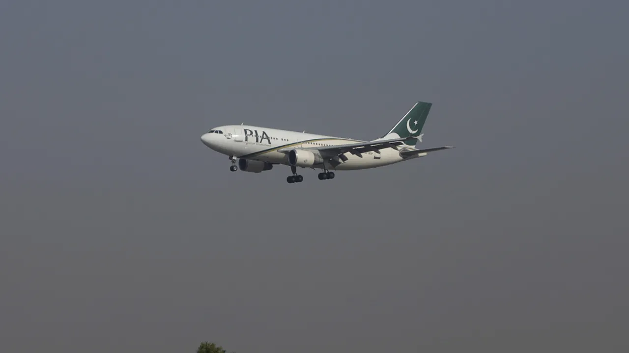 PIA flight left child's body at Pak airport while parents continued journey