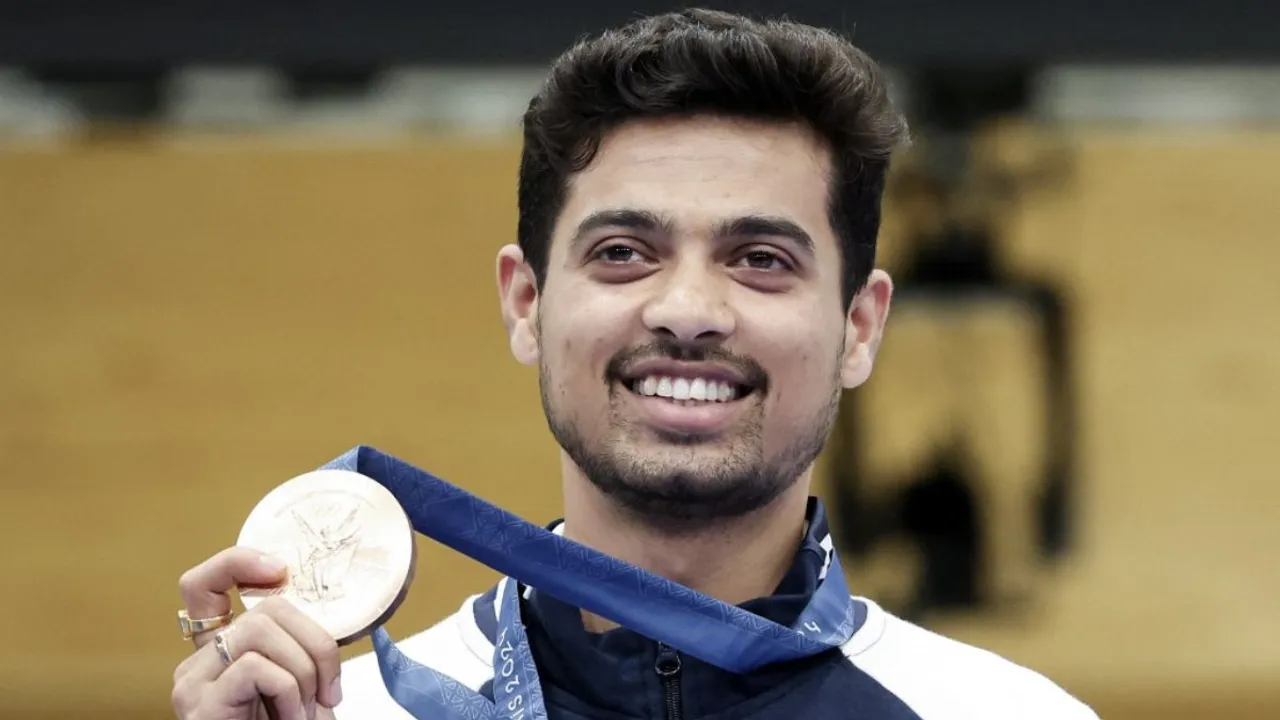 Social media reacts to Swapnil Kusale’s maiden bronze medal win as ...