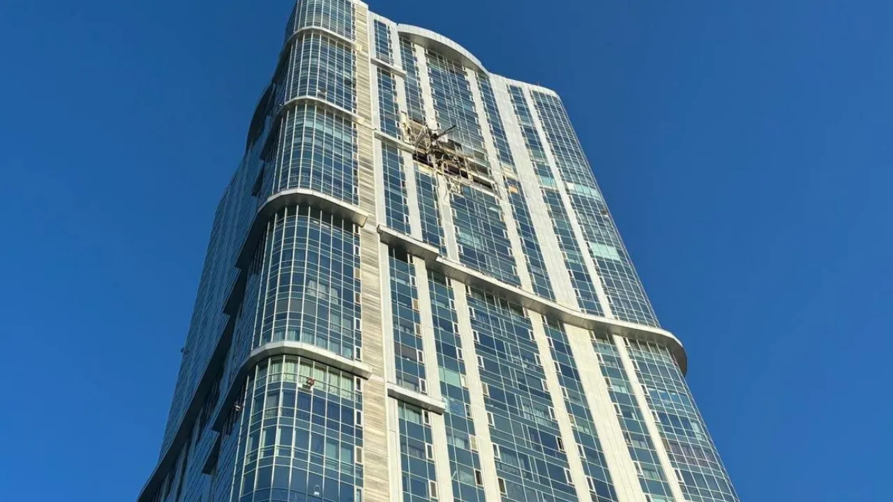 Video: Ukrainian drone hits Russian high-rise building, resembling 9/11 ...