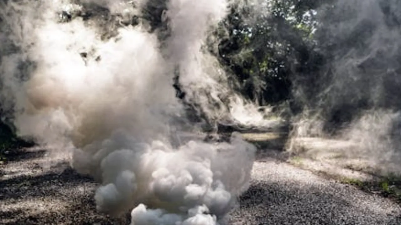 India: 44-year-old man learns to make bombs online, sends explosive to ...