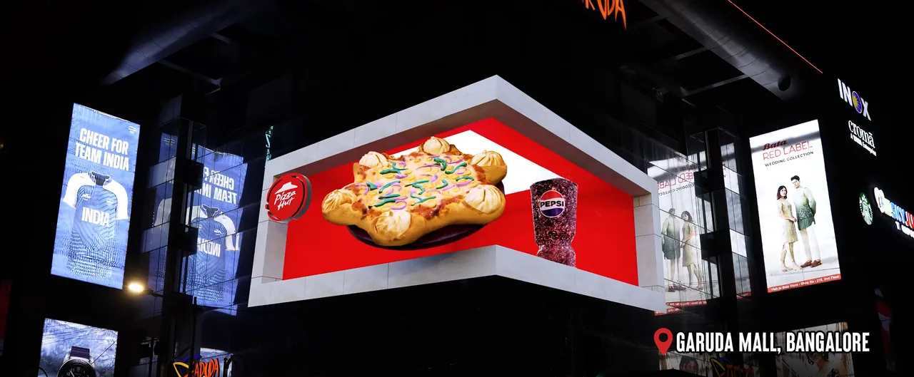 Pizza Hut taps into anamorphic billboards for the Momo Mia Pizza