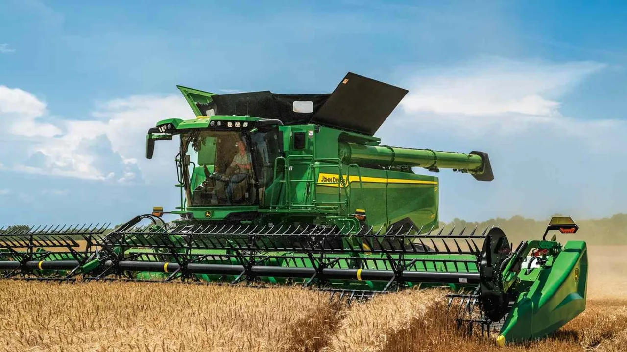 John Deere's Future-Forward S7 Combines Elevate Farming Efficiency and Autonomy