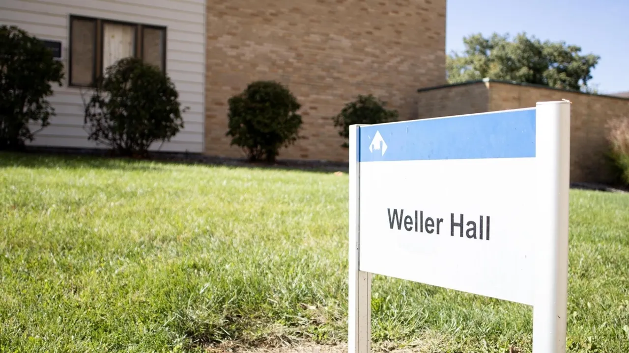 Eastern Illinois University Announces Temporary Halt on Weller and ...