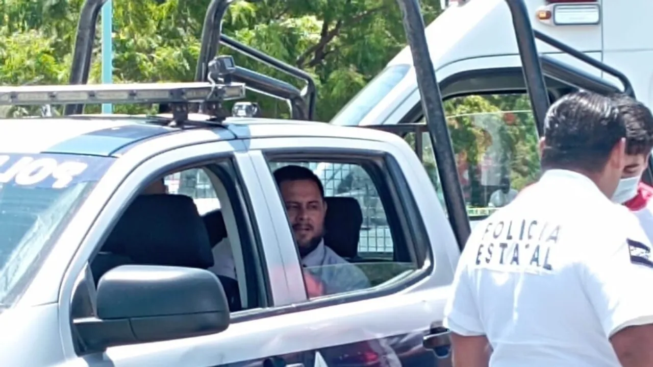 Mexican Bus Driver’s Heroic Act Turns Tragic: Protecting a Passenger ...