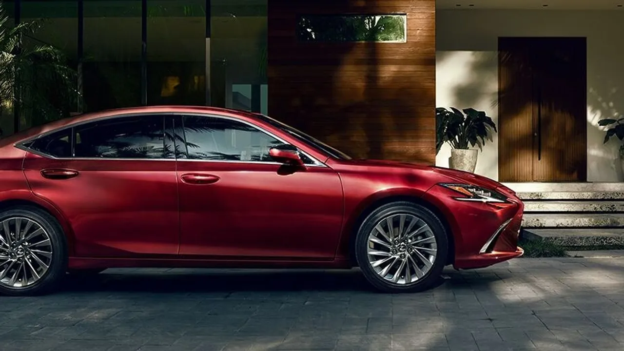 British Pop Culture Royalty: Phoenix Chi Brown and Woody Cook Shine at ...