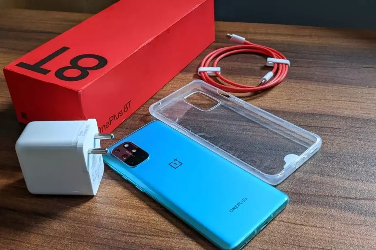 OnePlus 8T: With 6.55-inch display, 4500mAh battery and 12 GB RAM, this ...