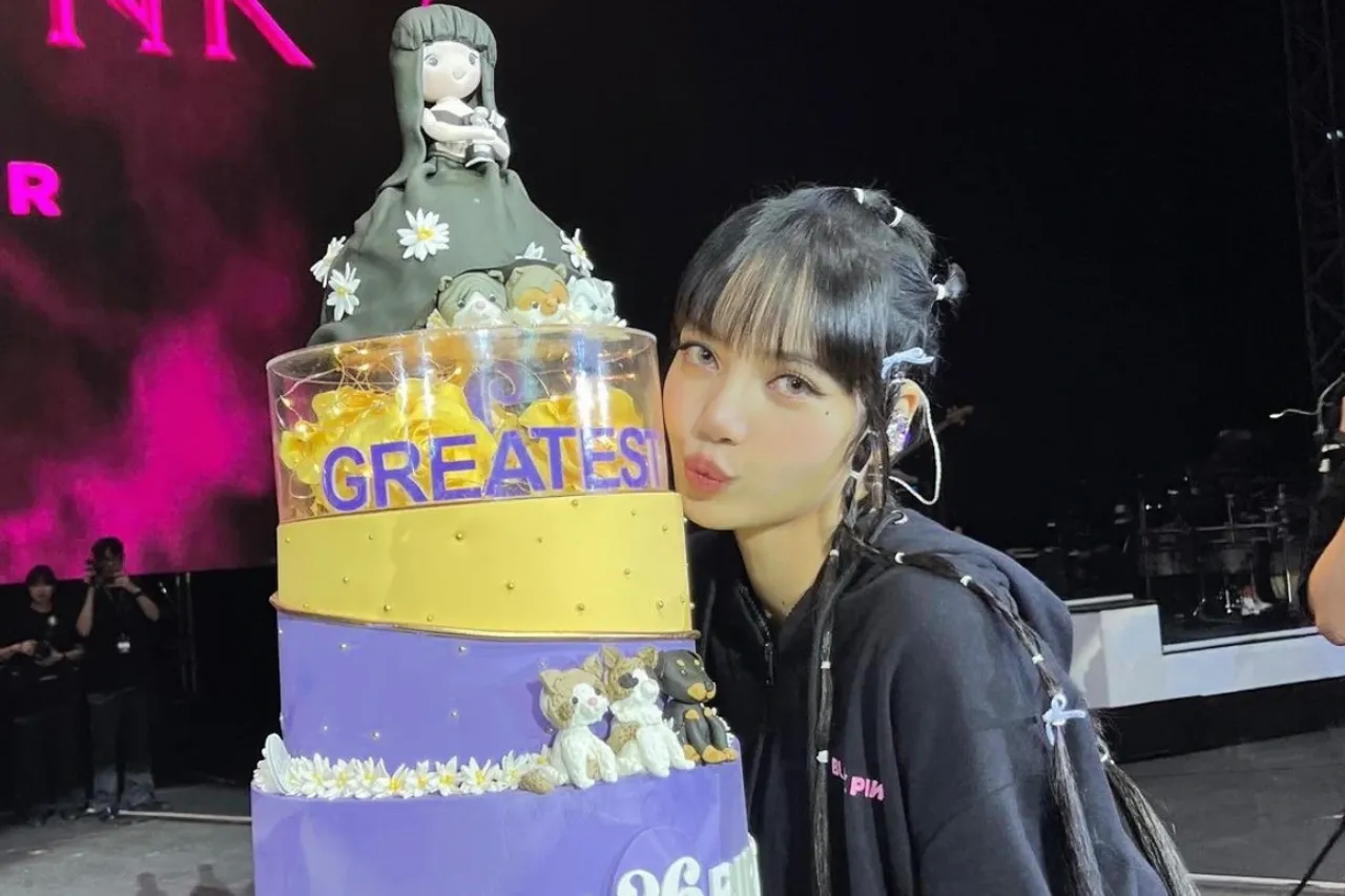 BLACKPINK Lisa Celebrated Birthday with Filipino Fans, Check Out her ...