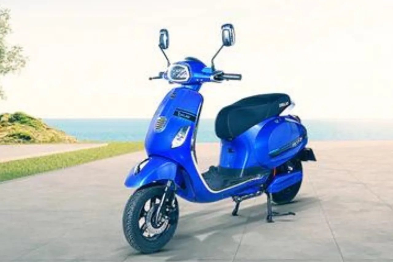 Zelio Eeva Electric Scooter: Book This Futuristic EV Now for Just Rs ...