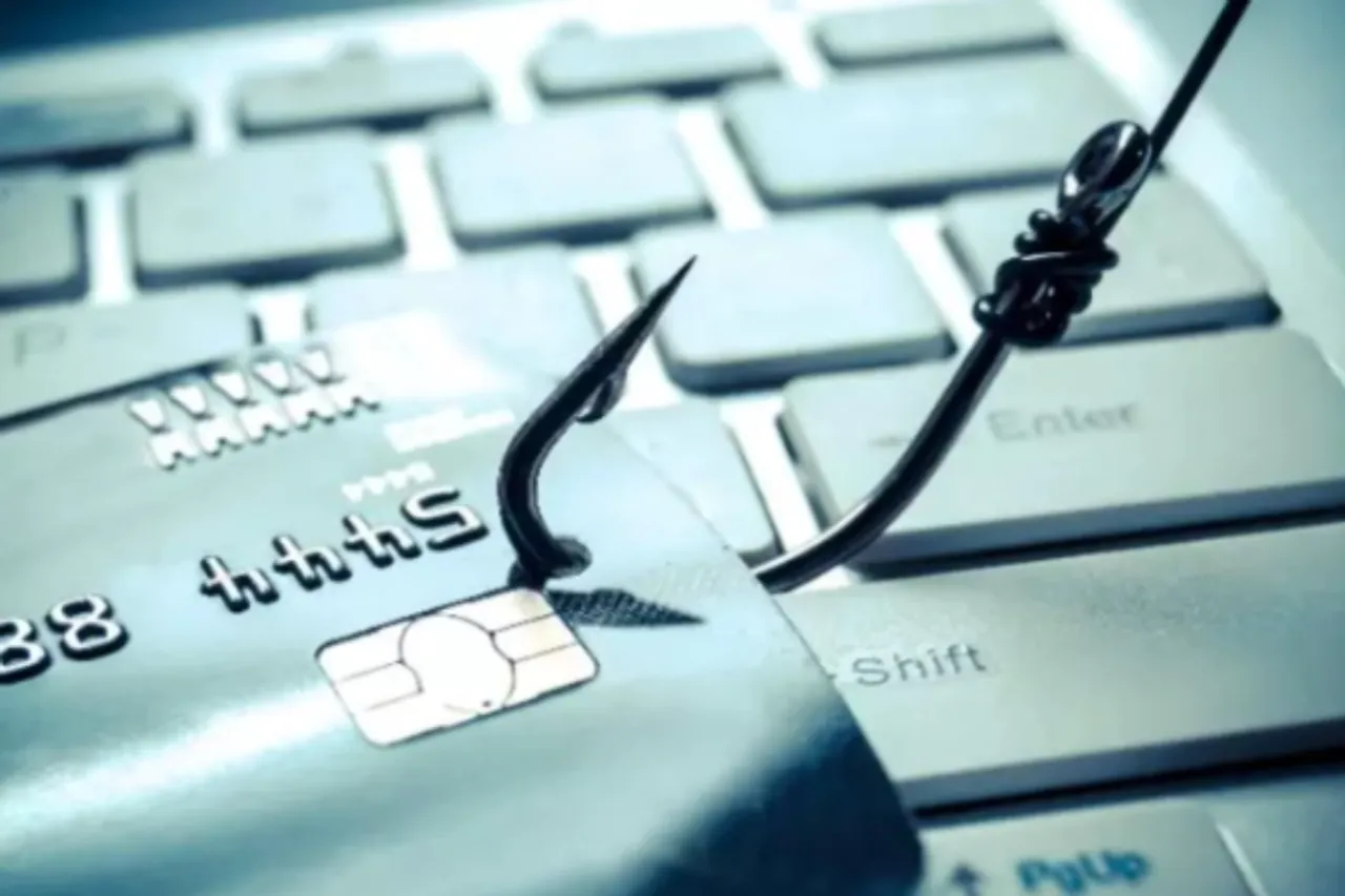 Online Shopping Fraud Alert: Beware, Don't Fall for It! Save Your Hard ...