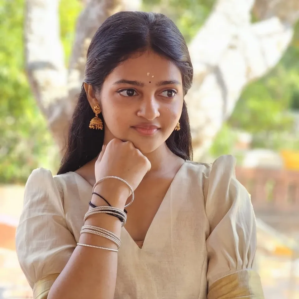 കറുത്ത മുത്തിലെ ബാല മോൾ തന്നെയോ ഇത്? ചിത്രങ്ങൾ വൈറൽ