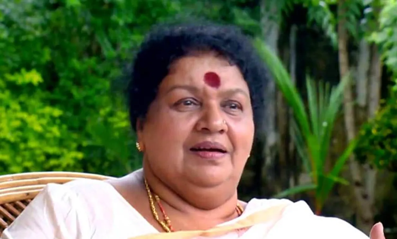 തിളക്കമുള്ള അദ്ധ്യായത്തിന് തിരശ്ശീല; കവിയൂർ പൊന്നമ്മയുടെ വിയോഗത്തി ...