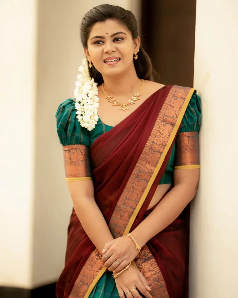 அடுத்த புன்னகை அரசி ரெடி : சிறகடிக்க ஆசை ப்ரீத்தா ரெட்டி ரீசன்ட் க்ளிக்ஸ்