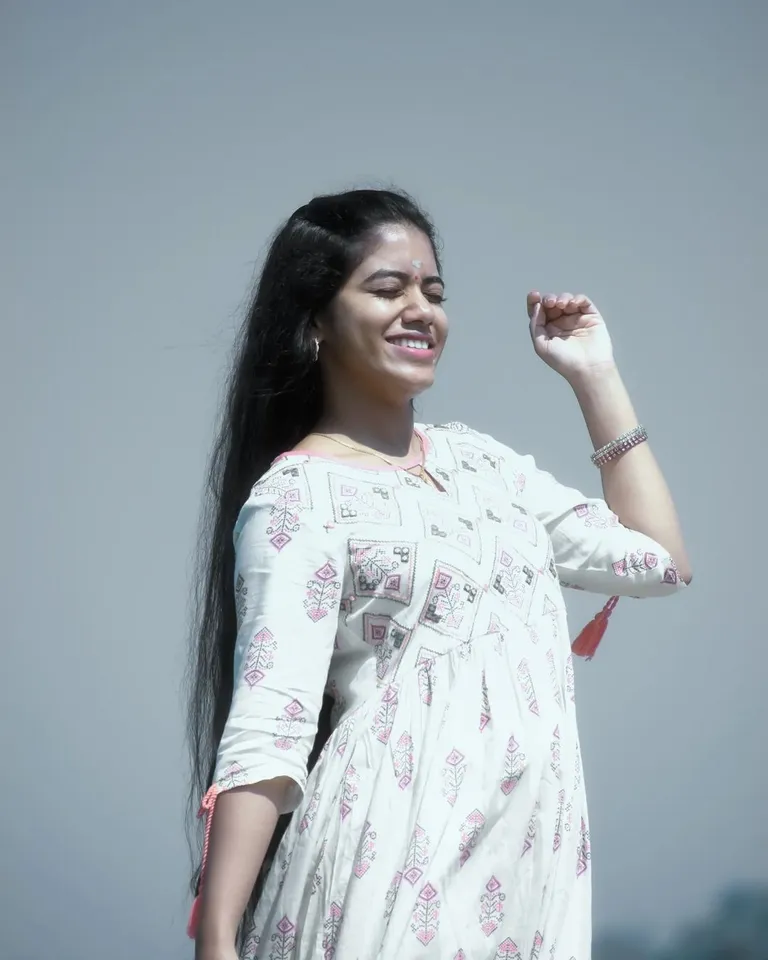 அண்ணா சீரியல் இசக்கியா இவர்? நடிகை ப்ரீத்தா சுரேஷ் வைரல் க்ளிக்ஸ்