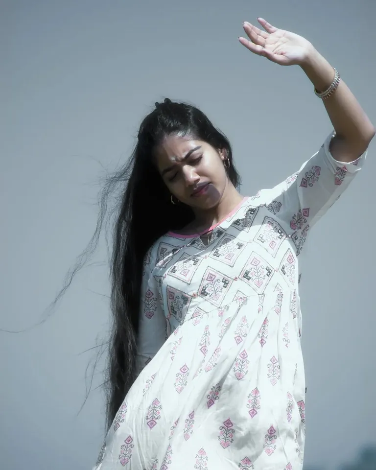 அண்ணா சீரியல் இசக்கியா இவர்? நடிகை ப்ரீத்தா சுரேஷ் வைரல் க்ளிக்ஸ்