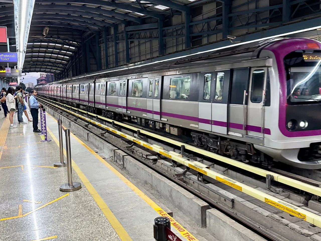 Bengaluru Metro's purple line begins its full operation; to charge Rs ...