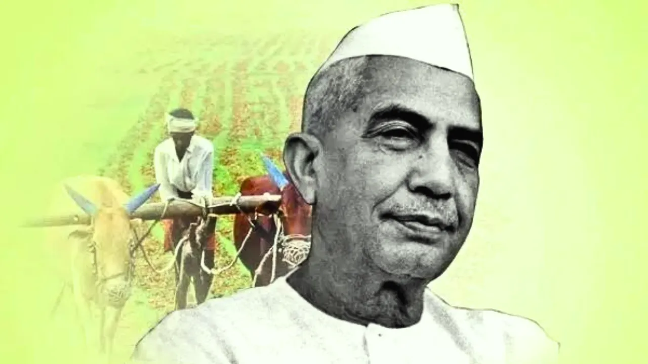 Remembering Chaudhary Charan Singh, The Champion Prime Minister of Farmers!