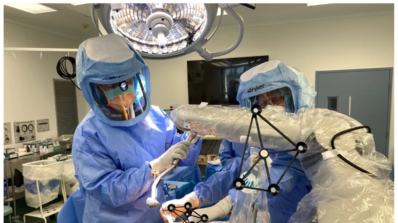 Revolutionizing Hip Surgery: Robotic-Assisted THA Showcases Promising ...