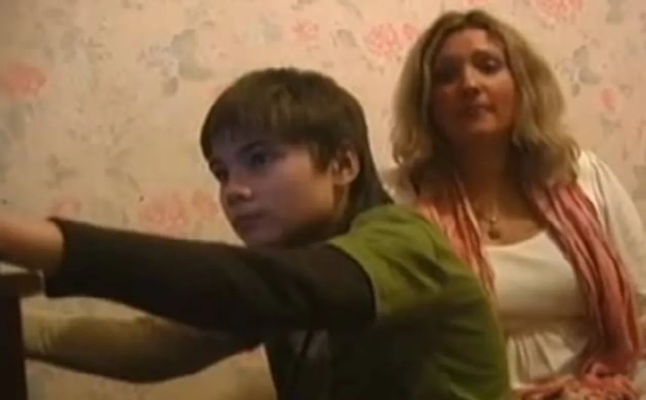 Video | Aliens living on Mars breathe CO2, claims Russian youth; says ...