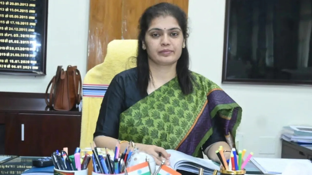 Jharkhand: डिप्टी कमिश्नर के आवास से कैश सहित कीमती गहने गायब, पकड़ी गई ...