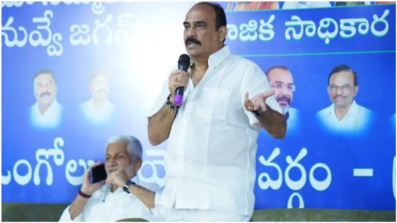 MLA Balineni : ఇళ్ల పట్టాల పంపిణీ అడ్డుకోవాలని చూస్తే ఊరుకునేదే లేదు ...