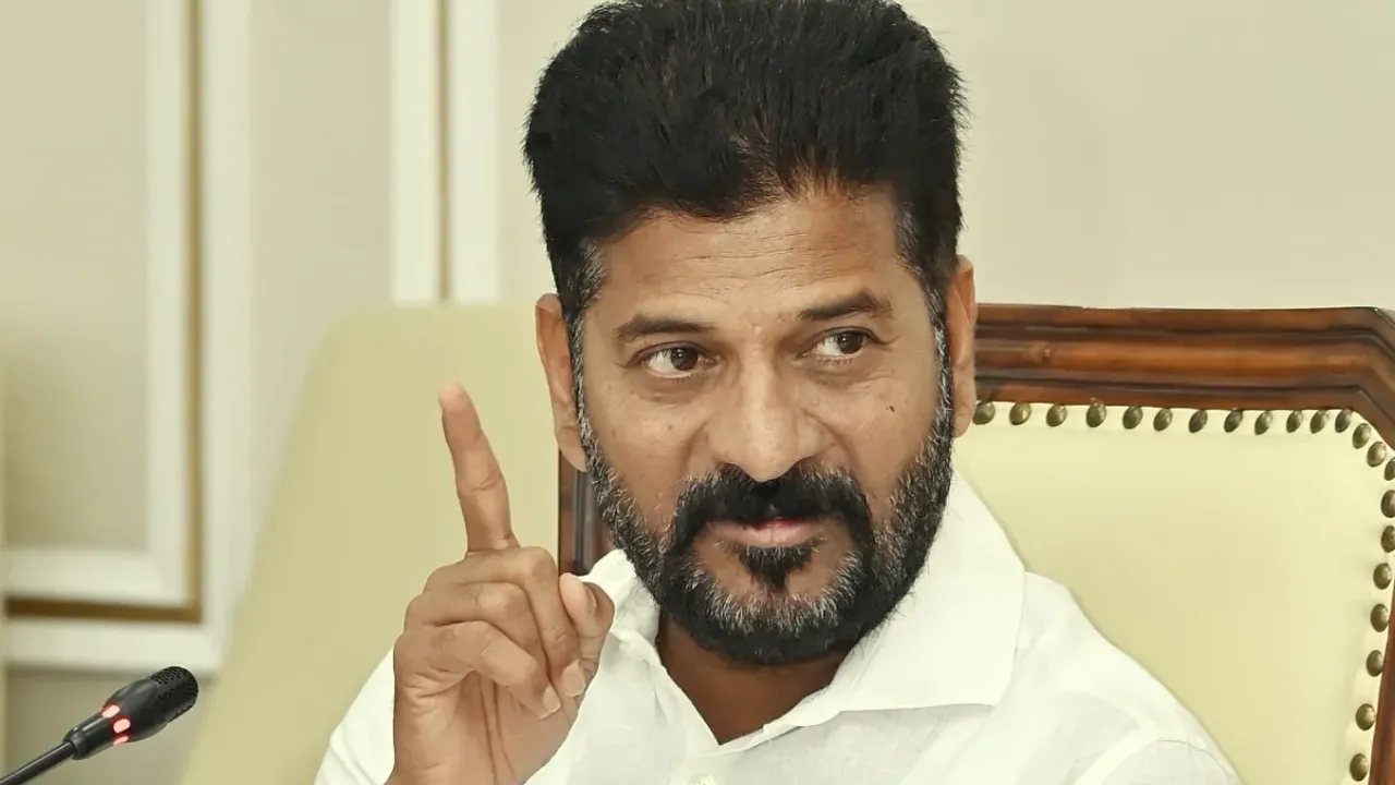 Reavanth Reddy: హైదరాబాద్ లో మరిన్ని డంప్ యార్డులకు సీఎం రేవంత్‌ ఆదేశాలు!