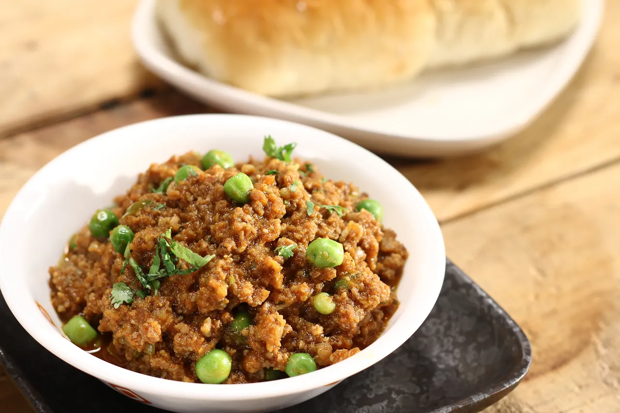 Keema Pav