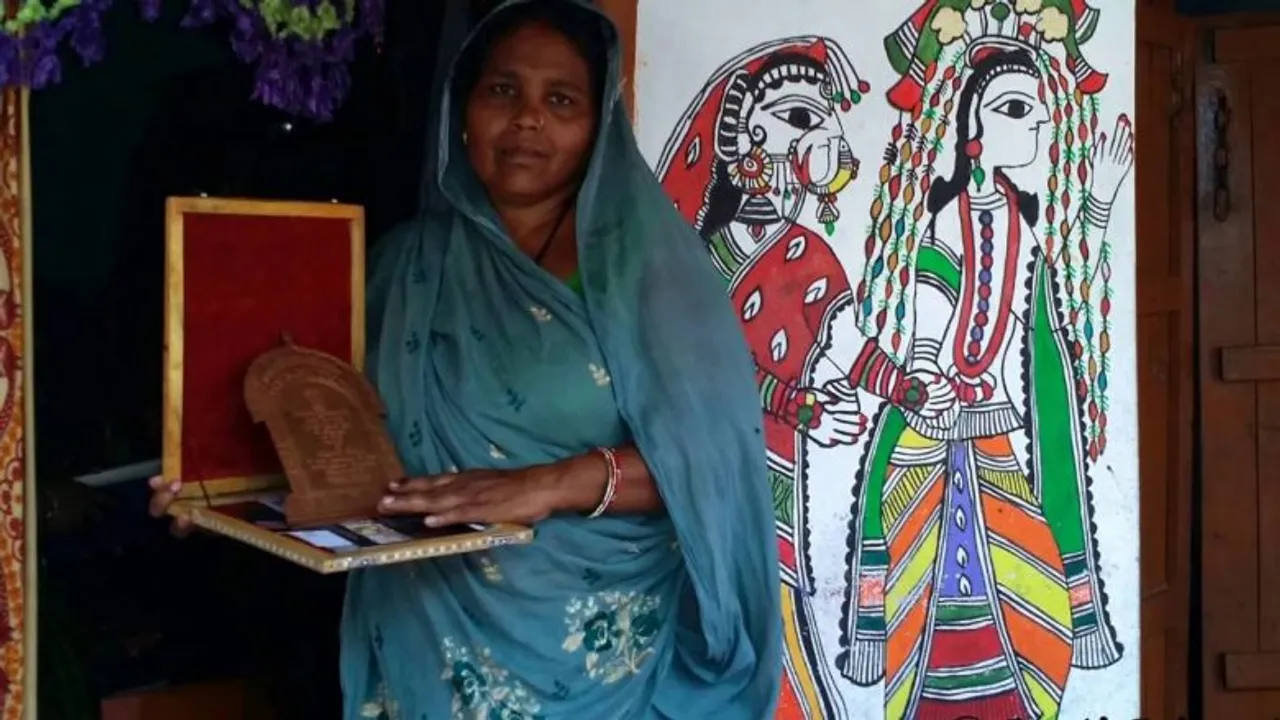 Dalit History Month: How Artist Dulari Devi Signifies Dr Ambedkar's ...