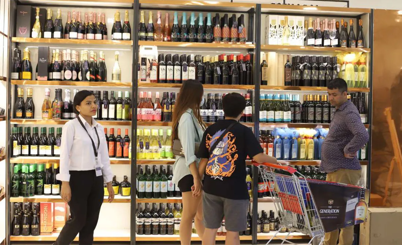 The changing scene of India’s alcobev retailA tectonic shift in retail ...