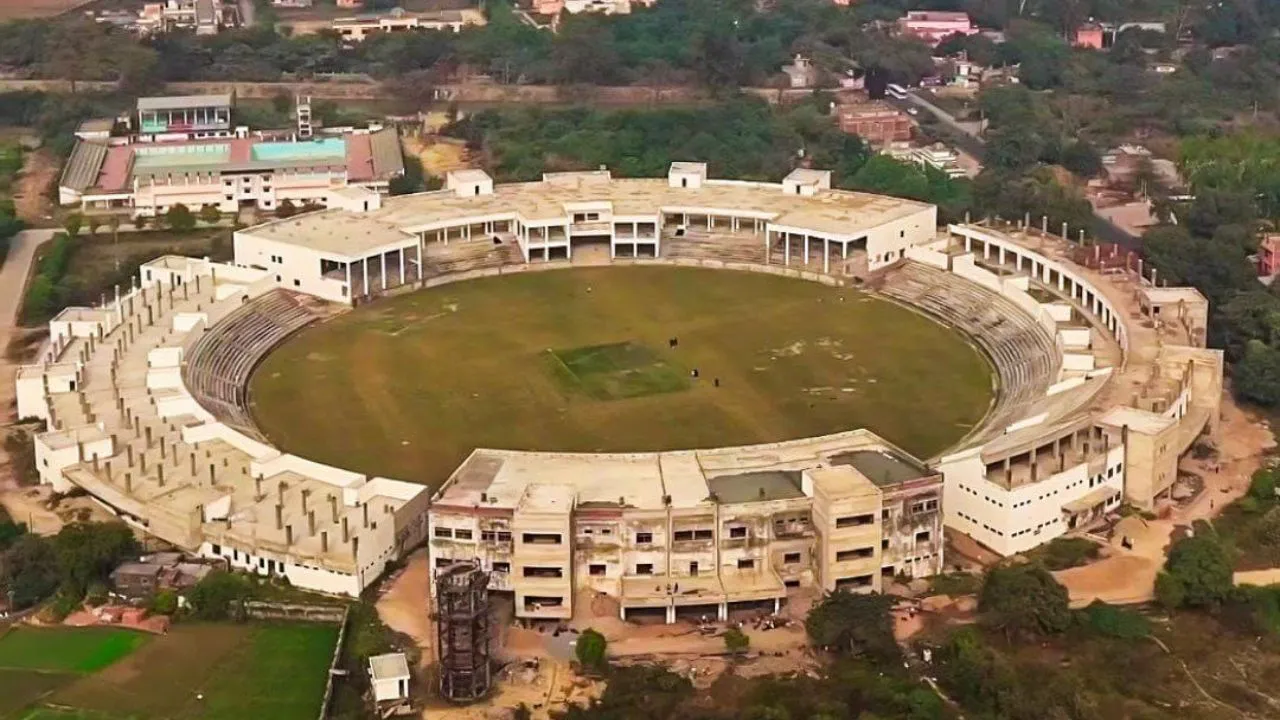 AYODHYA CRICKET STADIUM का निर्माण कार्य पूरा होने के करीब, जानें कितनी ...