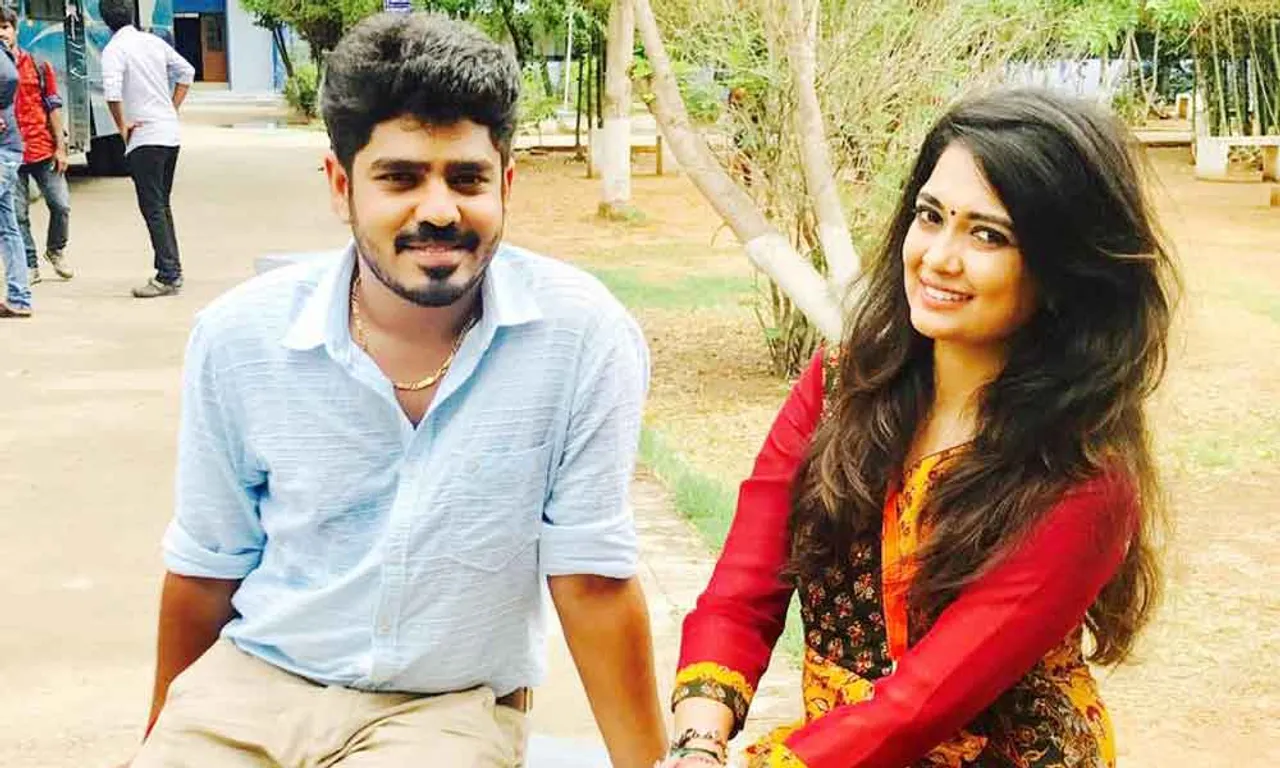 பேங்க் ஆபிசர் டூ சூப்பர் சிங்கர்... விஜய் டிவி செளந்தர்யா கெரியர் லைஃப்!