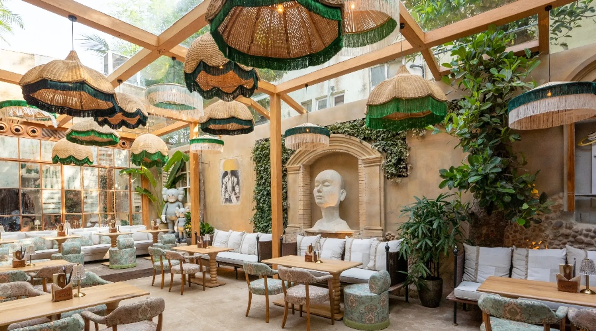 Virat Kohli Brings His Restaurant One8 Commune To Mumbai & Here's What ...